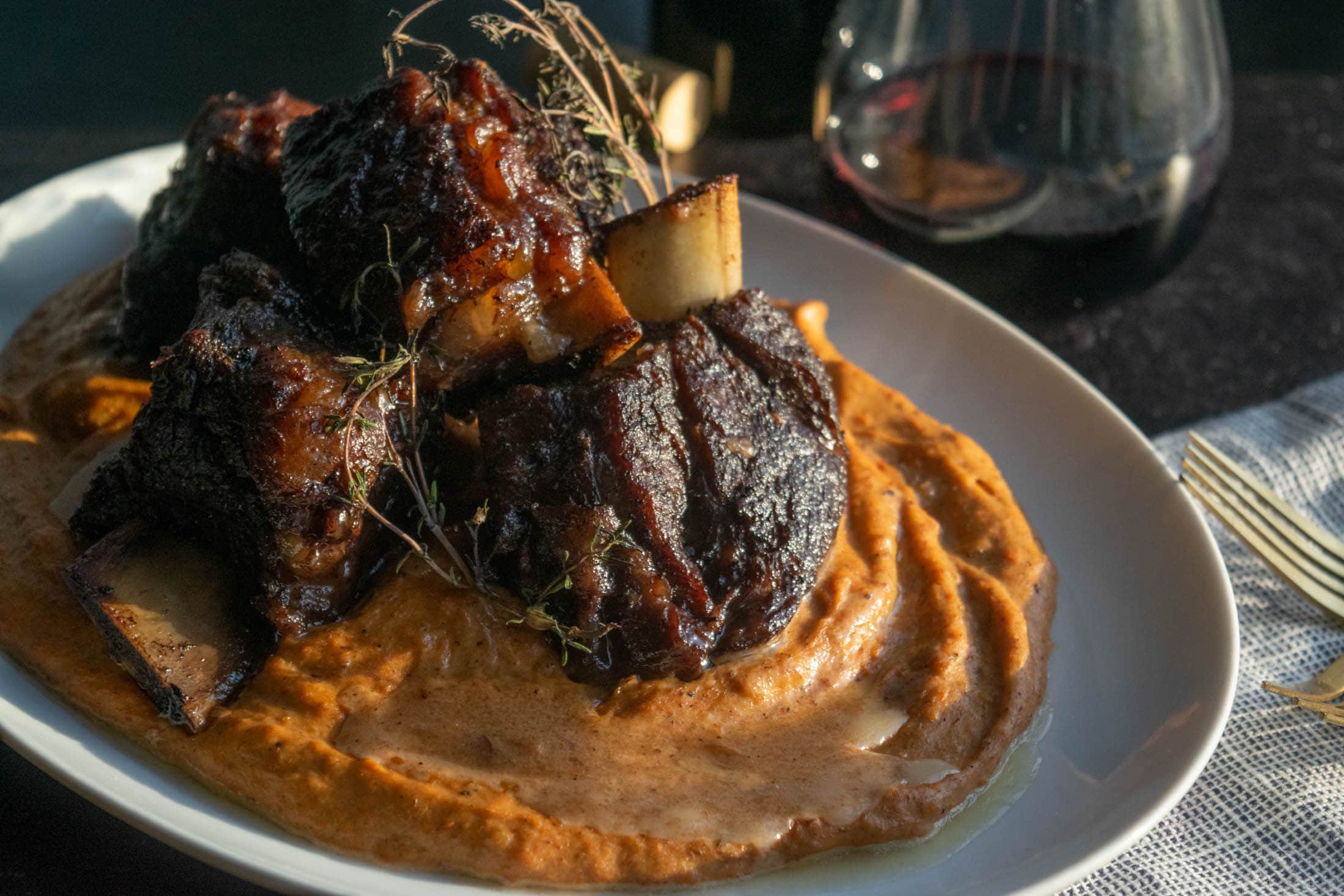 Short Ribs with Root Vegetable Purée : Jawns I Cooked