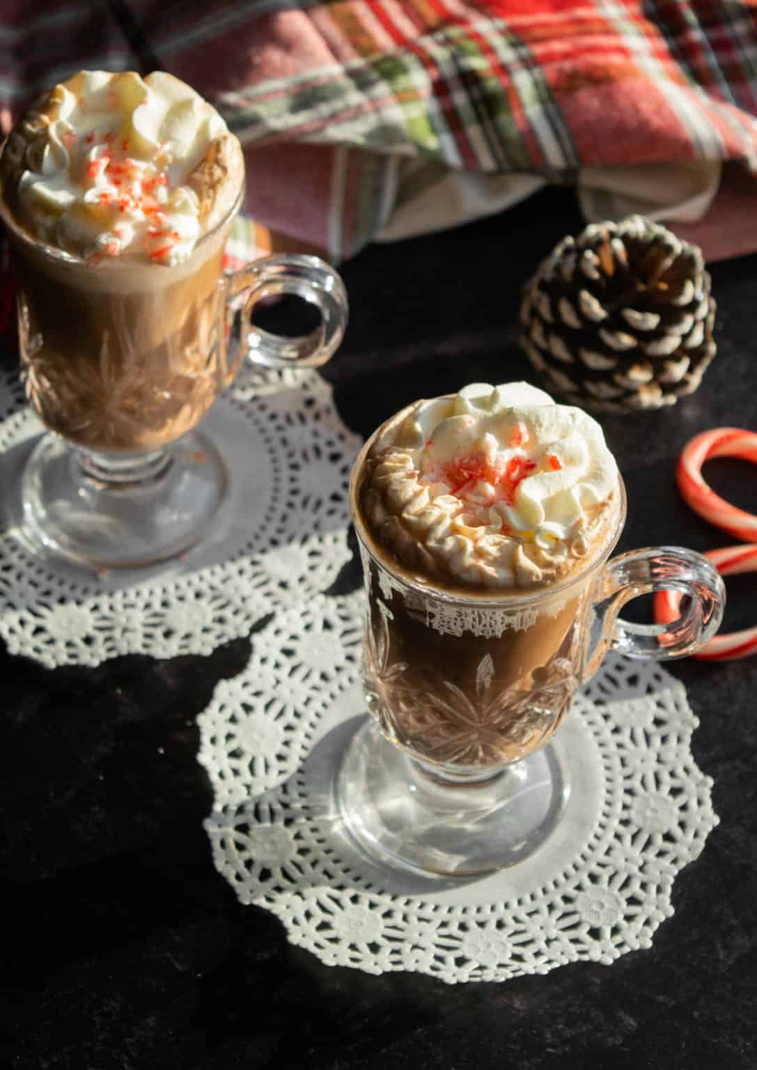 Boozy Hot Chocolate (Peppermint Mocha) : Jawns I Cooked