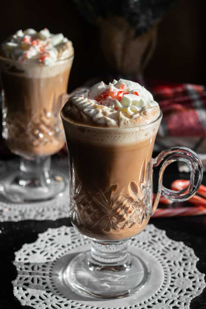 Boozy Hot Chocolate (Peppermint Mocha) : Jawns I Cooked