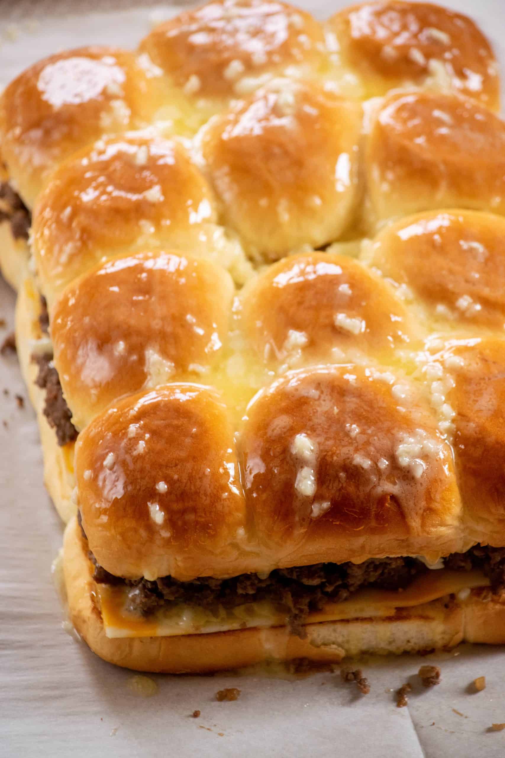 Easy Cheesy Baked Hamburger Sliders Recipe : Jawns I Cooked