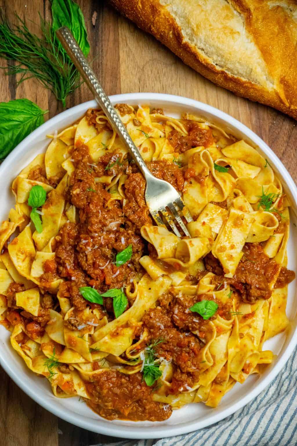 Easy Lamb Bolognese Recipe with Pasta : Jawns I Cooked