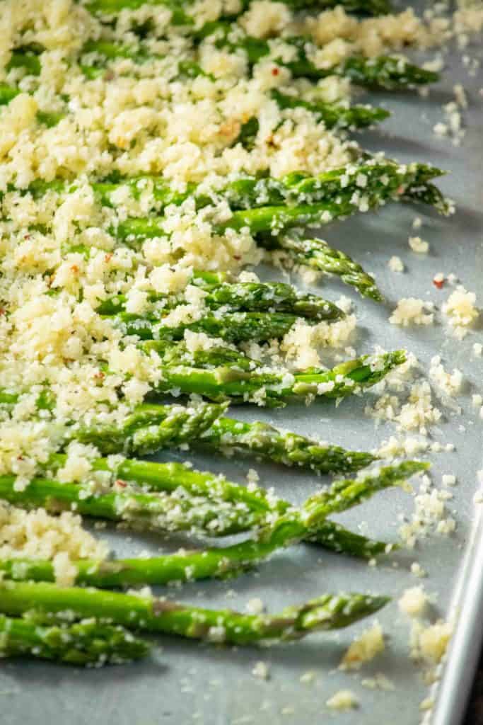 Oven Roasted Garlic Parmesan Crusted Asparagus Recipe : Jawns I Cooked