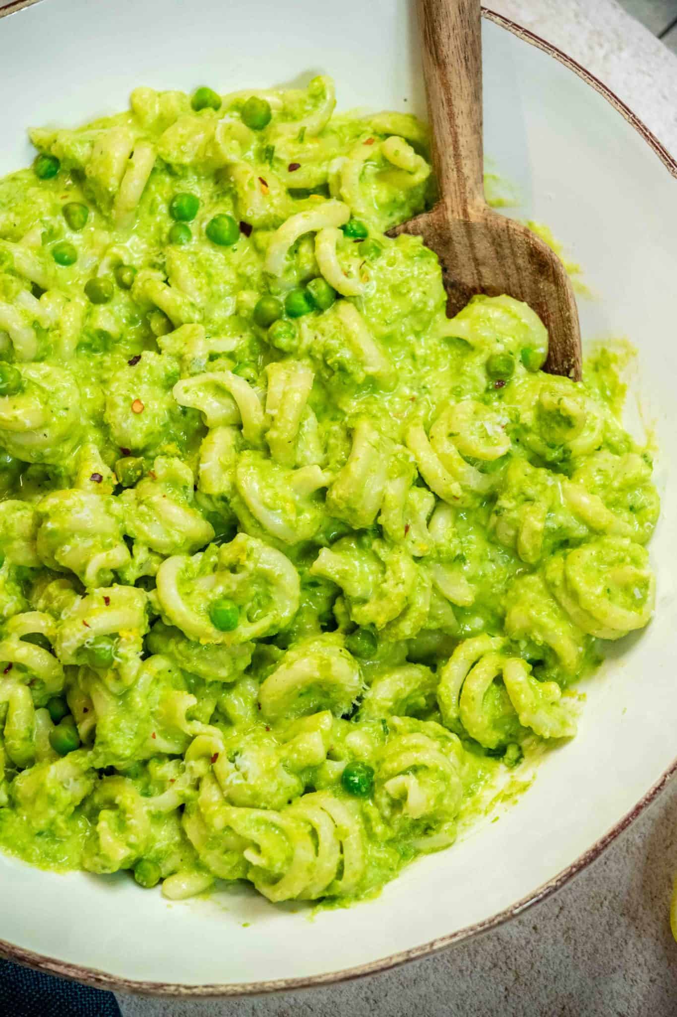 Creamy Pasta with Green Pea Lemon Sauce and Peas : Jawns I Cooked