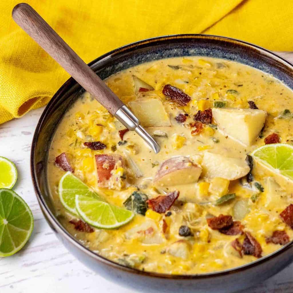 Smoky and Creamy Roasted Poblano Corn Chowder with Bacon : Jawns I Cooked