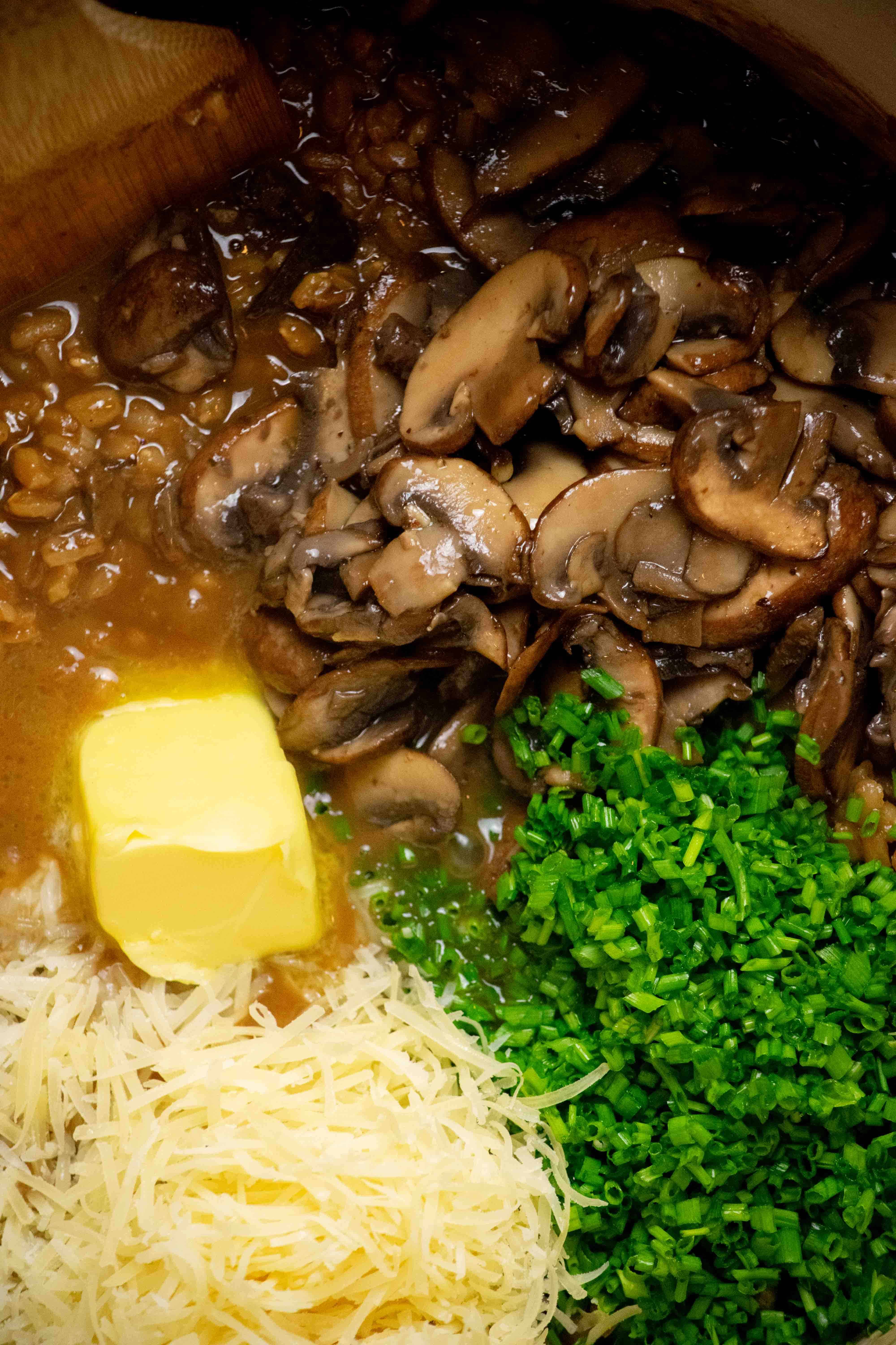 Creamy Mushroom Parmesan Farrotto (Farro Risotto) : Jawns I Cooked