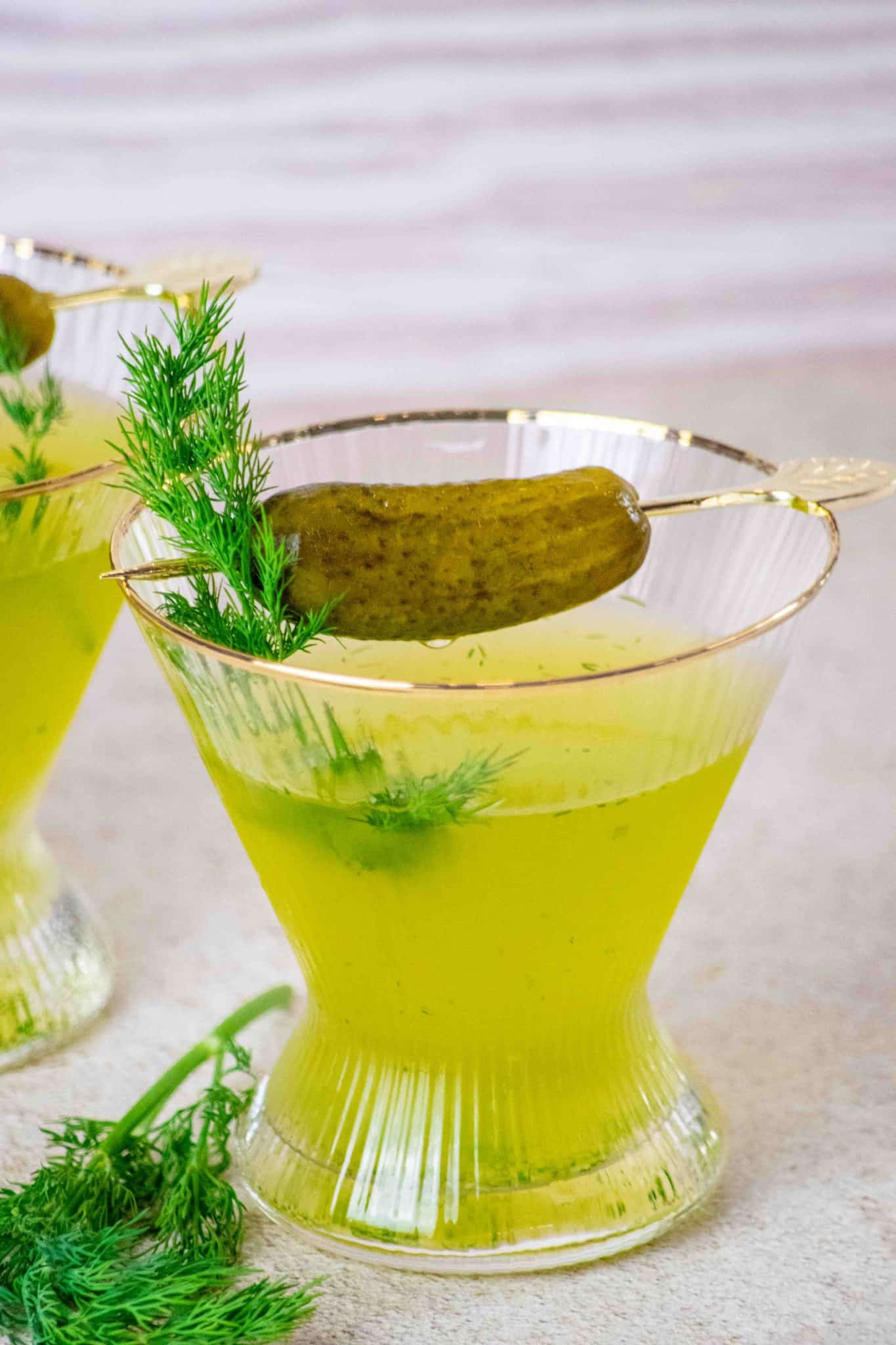 How to Make a Dirty Dill Pickle Martini : Jawns I Cooked